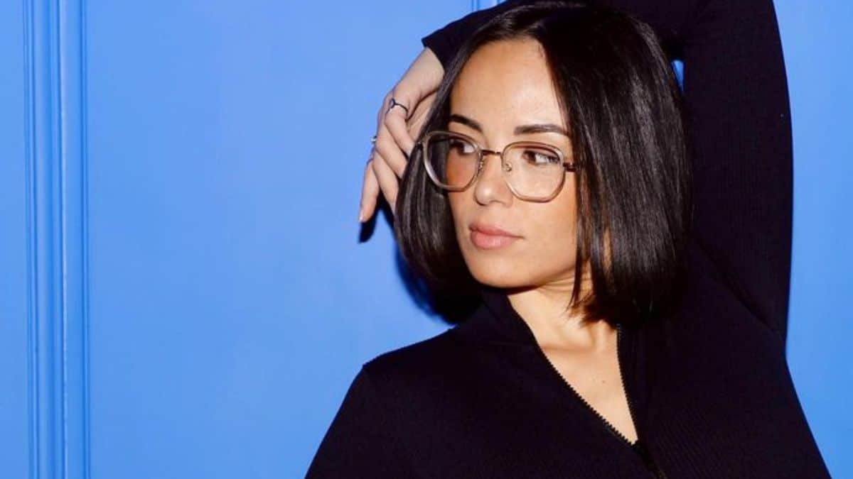 Agathe Auproux : Super sexy sur Instagram, elle vole le cœur de ses ...