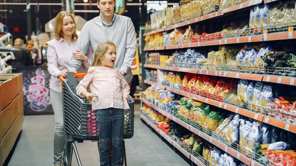 Astuces pour faire ses courses moins chères ? Les mères de famille ...