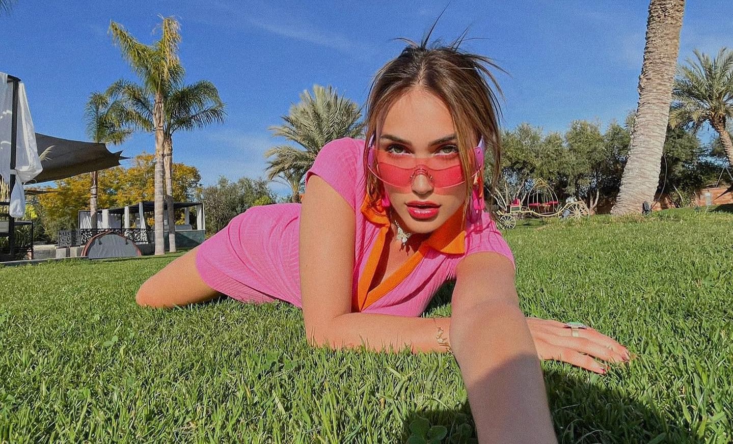 Luna Skye annonce la sortie d'une vidéo YouTube et promet des ...