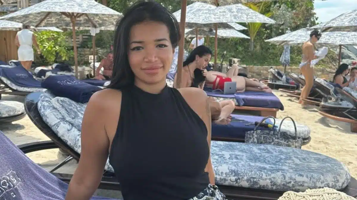 "TPMP": "Il faut libérer le téton" : Benjamin Castaldi se "lance" dans le marketing des soutien ...