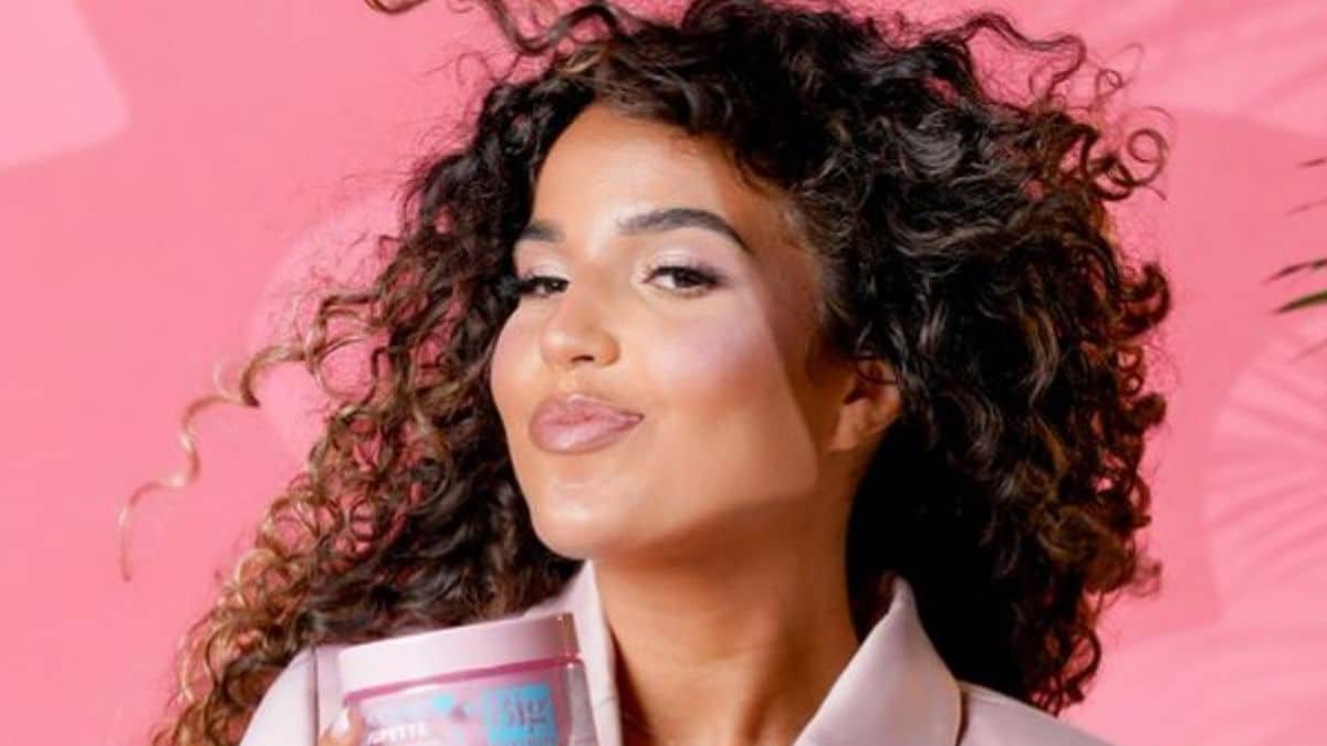 Poupette Kenza : Sa marque de cosmétiques pour cheveux frisés enfin ...